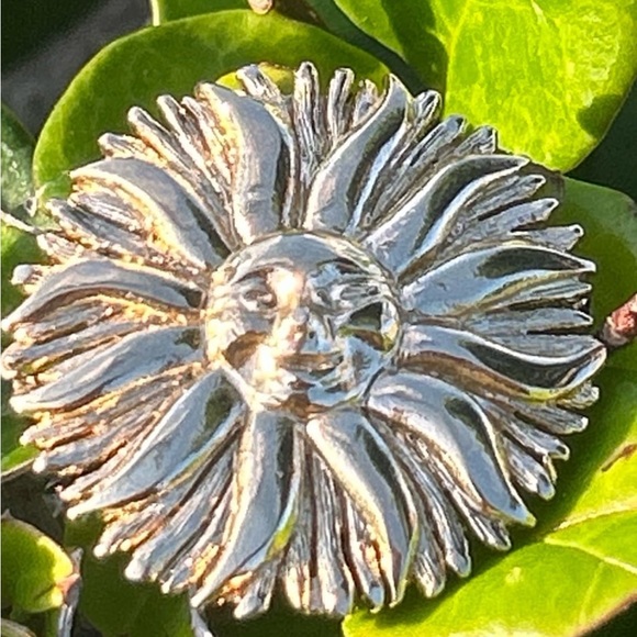 St. John | Jewelry | Vintage St John Happy Smiling Blazing Sun Face ...